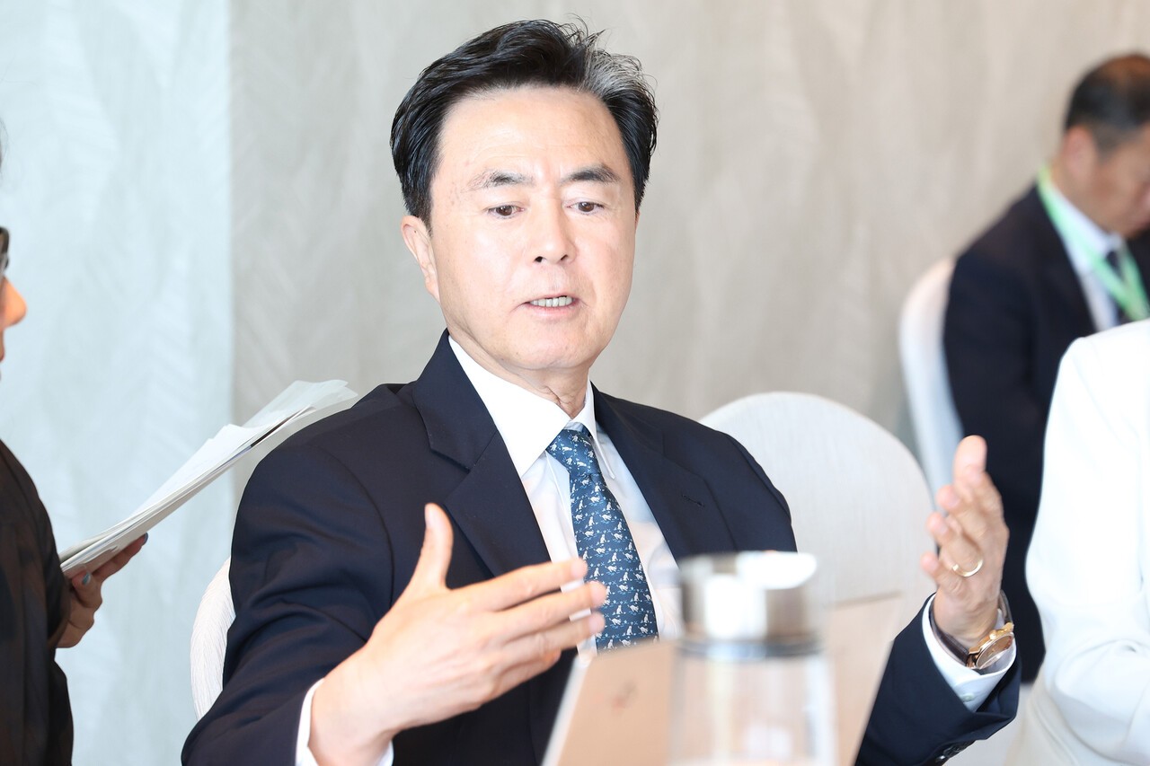 "김태흠 충남지사, AI시대 전력위기 경고…에너지 전환 전면 추진 선언"